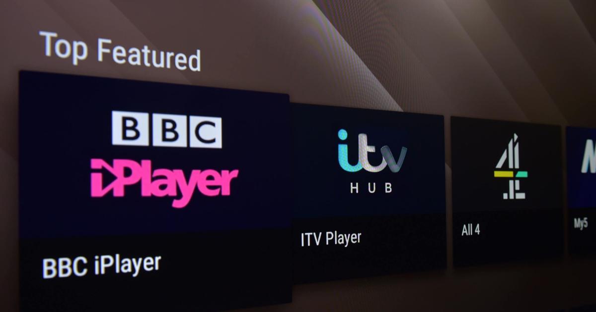 Schitt's Creek now available to watch on BBC iPlayer | Largs and ...