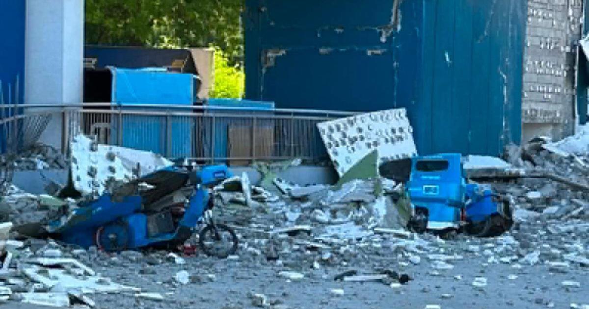 Deadly quake destroys buildings and triggers tsunami in southern ...